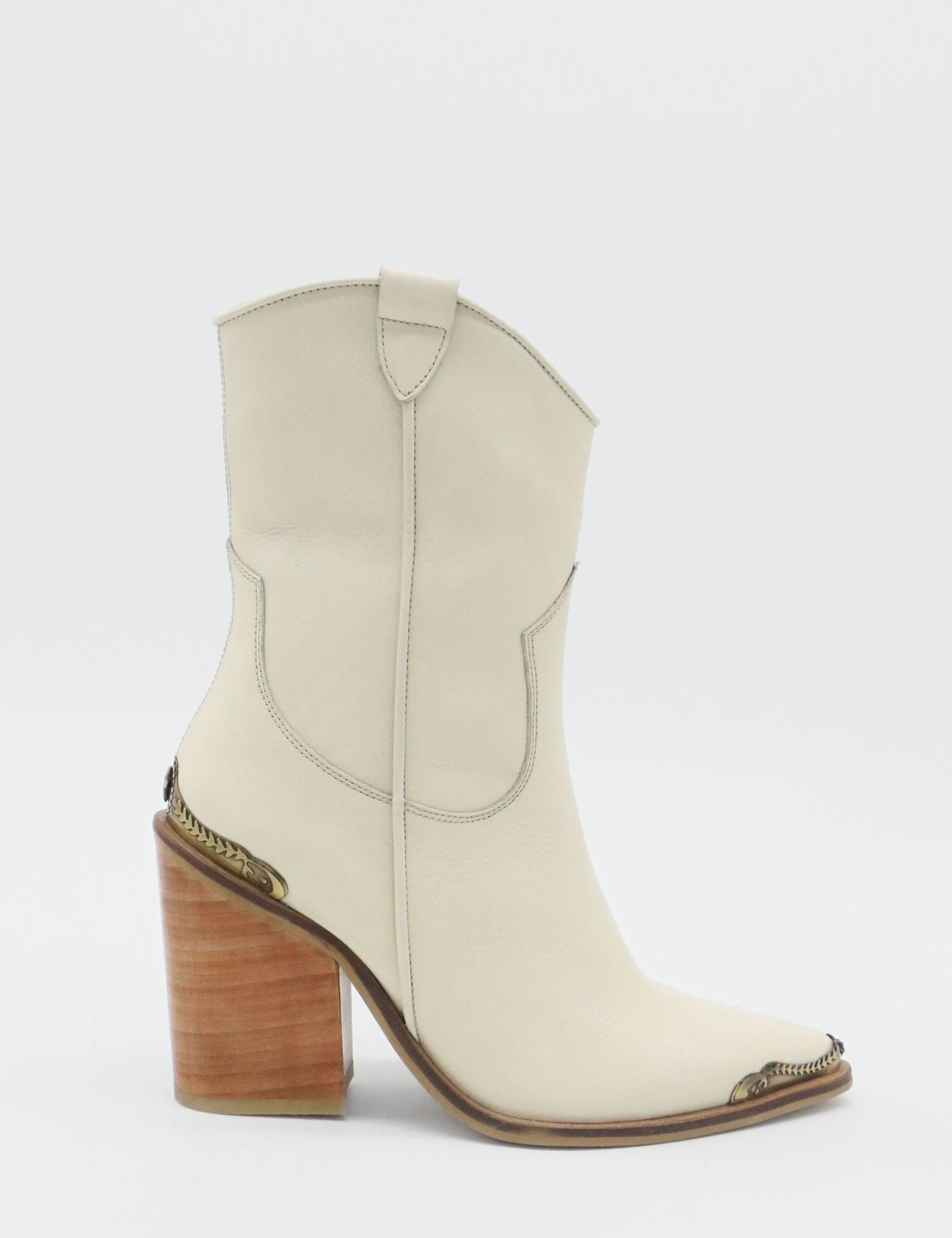 Stivali New York® | Sophisticated And Functional Shoes Ethically Made ...