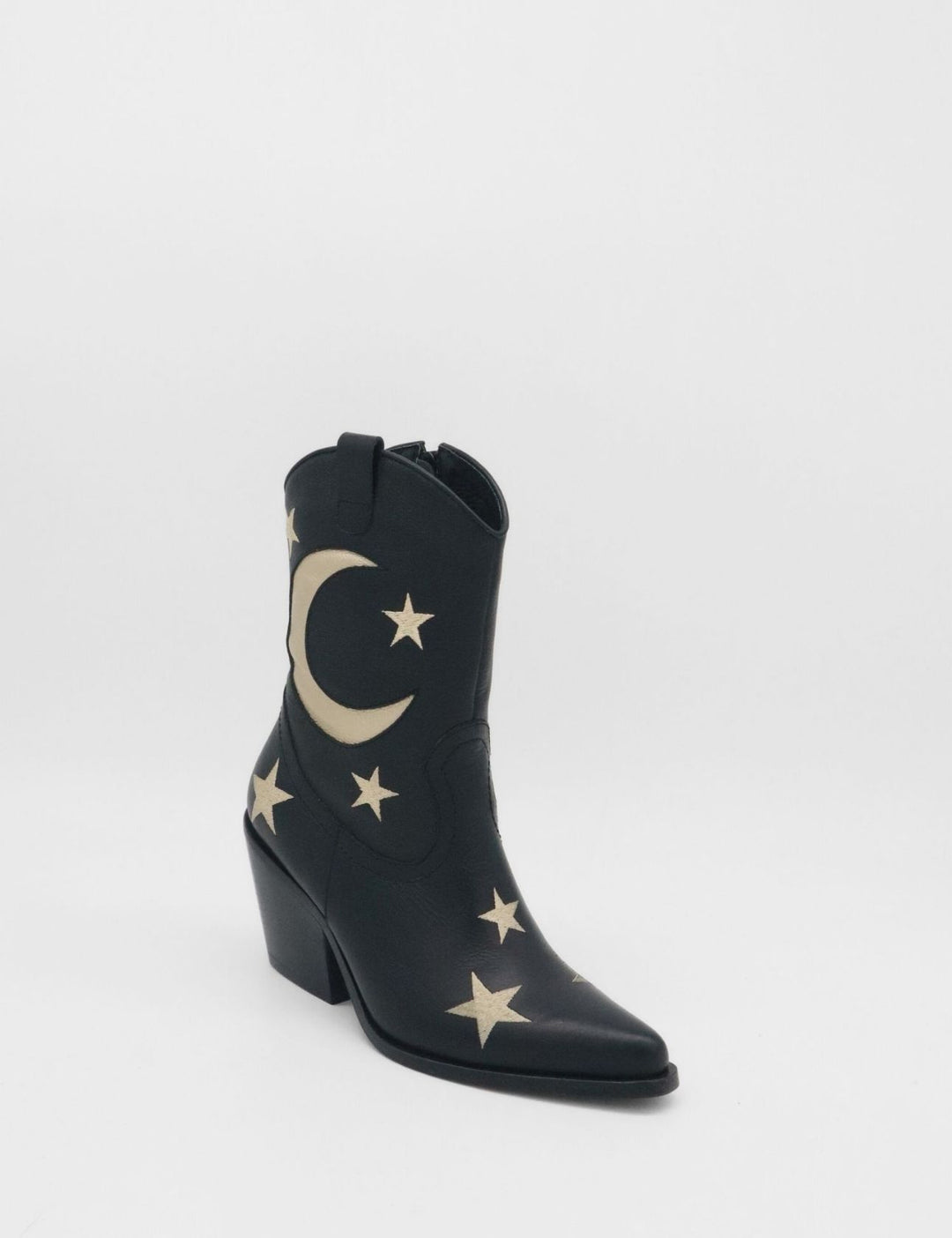 Stivali New York® | Sophisticated And Functional Shoes Ethically Made ...